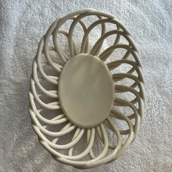 None | Dining | Pottery Bread Basket With Open Pattern In Neutral Cream ...